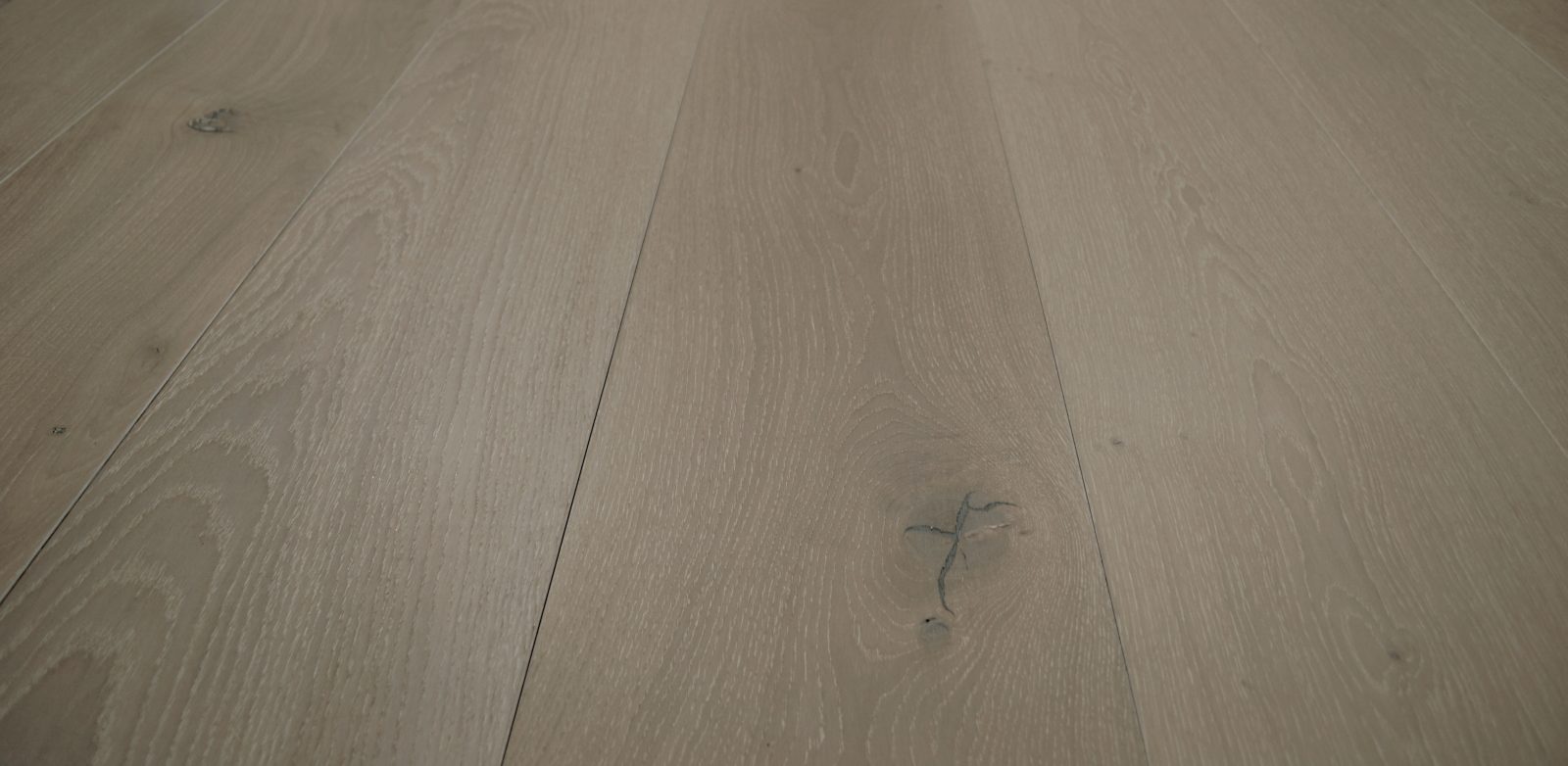 European Oak Farwell Hardwood Floor - Garrison Collection