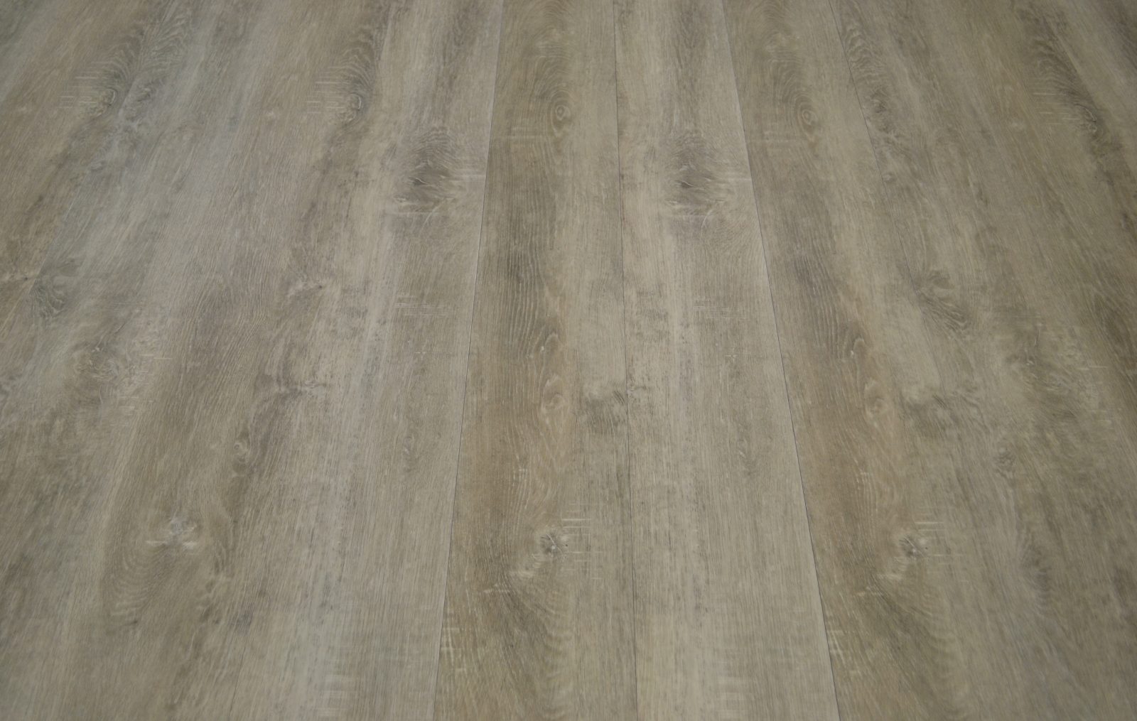 Niagara Oak Vinyl Floor - Garrison Collection